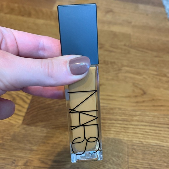 NARS | Makeup | Nars Natural Radiant Longwear Foundation Moorea | Poshmark